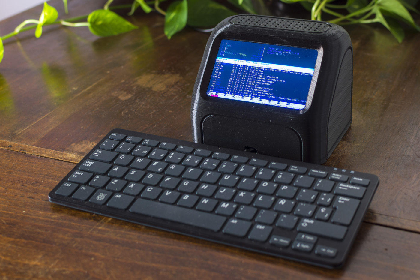 Modern Retro Computer Terminals - The Works of Oriol Ferrer Mesià